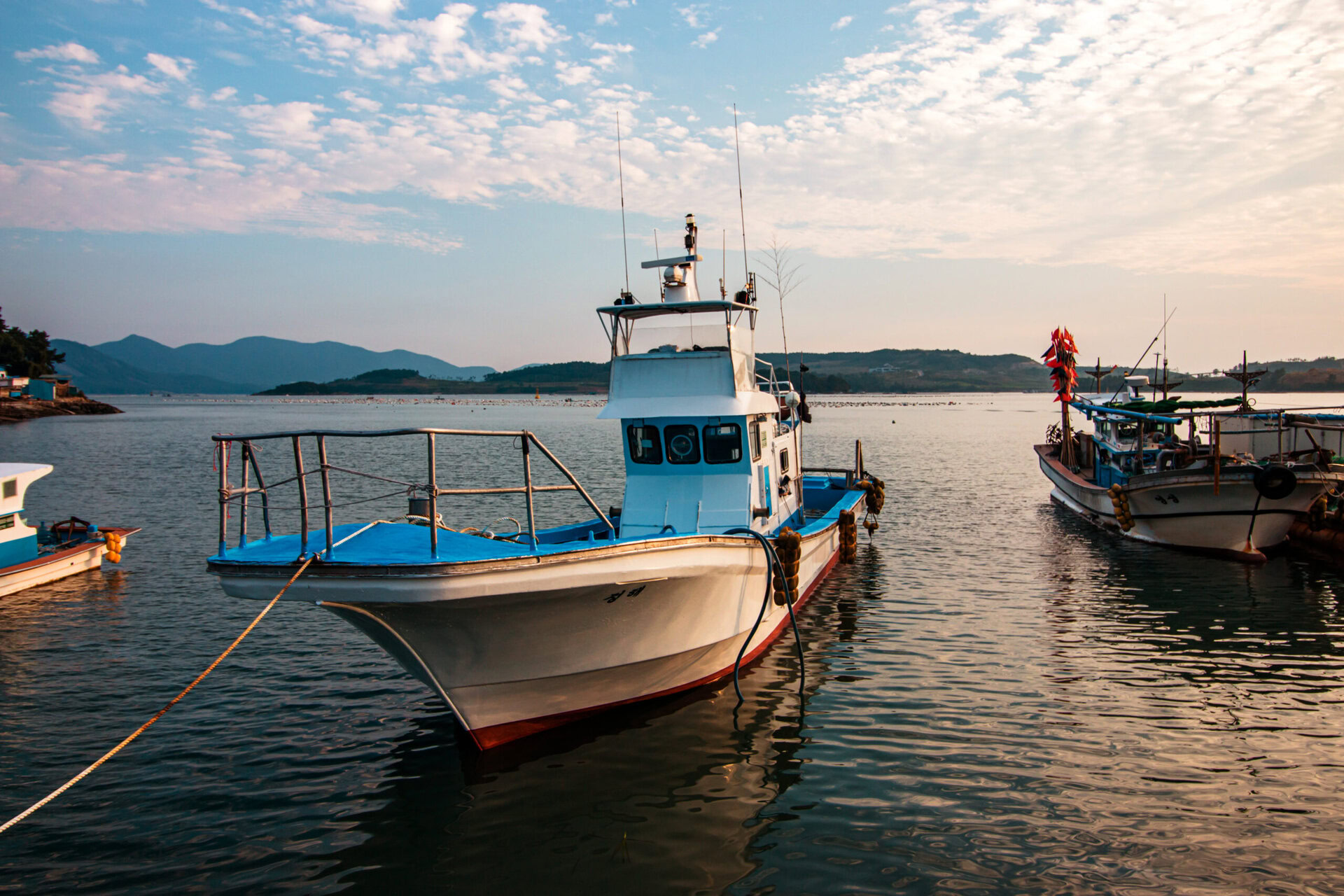 What to Expect When Charting a Fishing Boat - Penrod & Reel